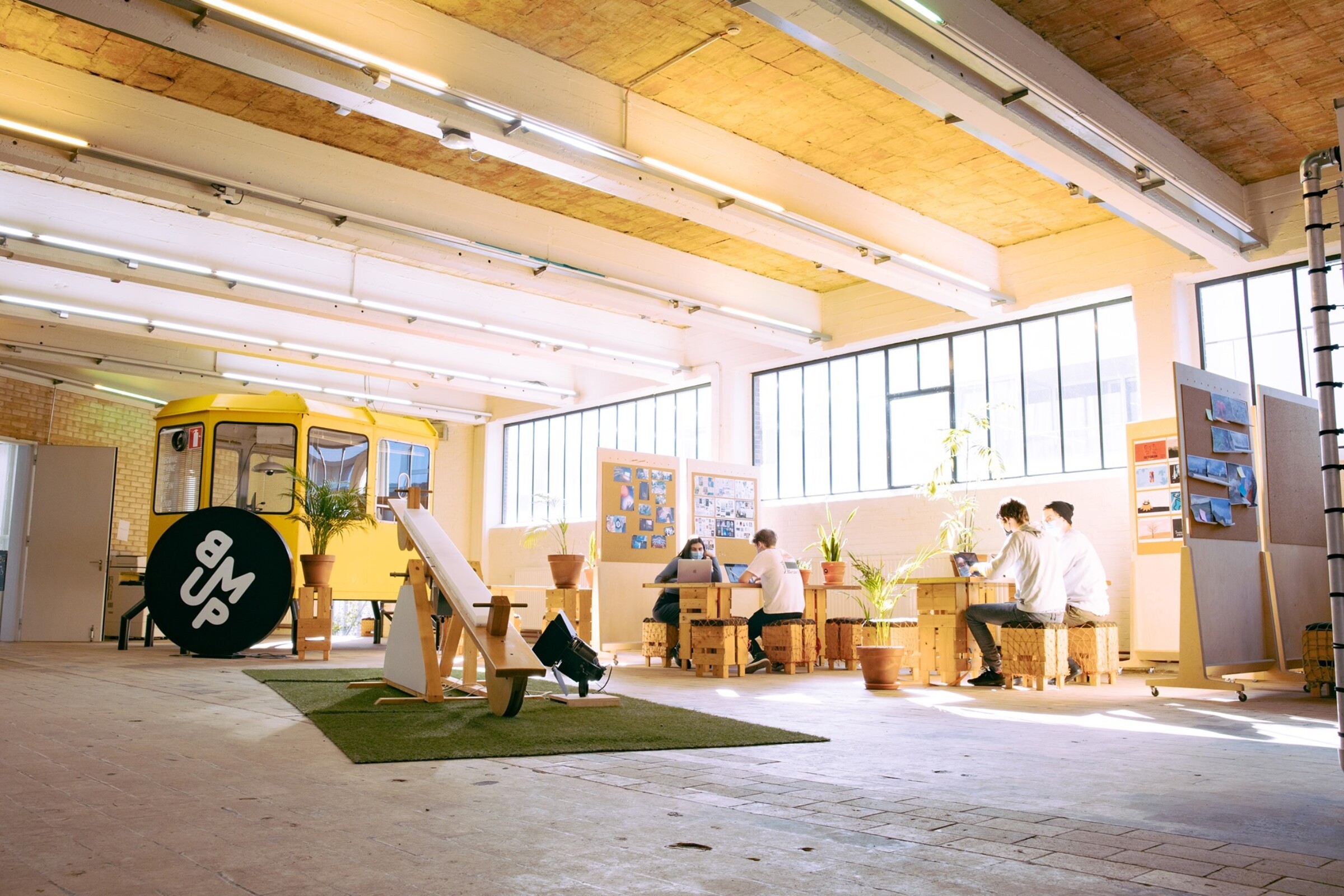 digital design & development (devine) | KASK & Conservatorium